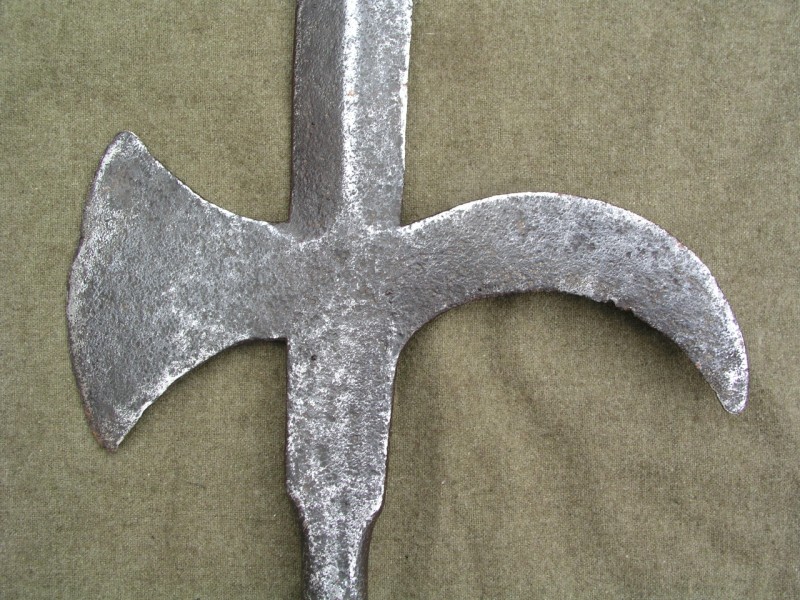 War Department Militaria | Rare 17th-18th Century Scottish Halbard