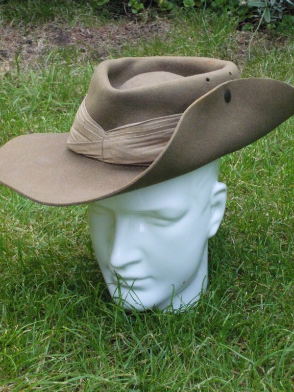 War Department Militaria | 1943 2nd Infantry Division Slouch Hat