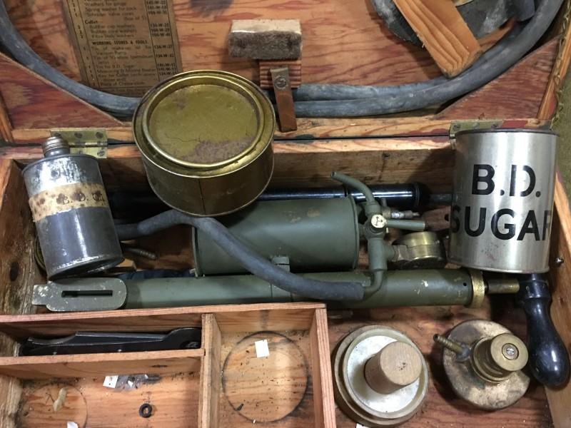 War Department Militaria | Extremely rare WWII Bomb Disposal Equipment