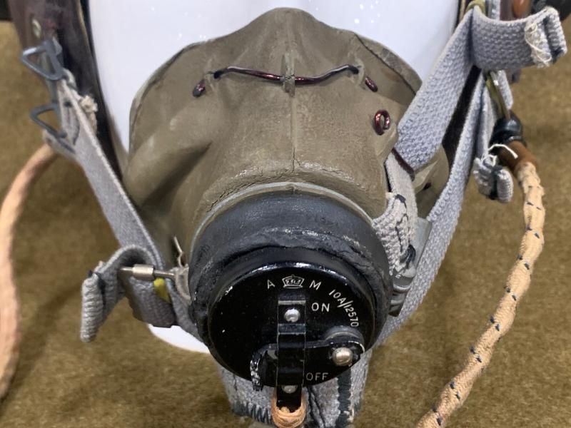 War Department Militaria | WWII RAF G-Type Oxygen Mask