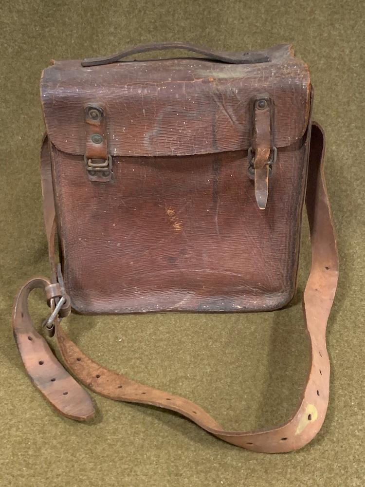 War Department Militaria | Scarce WWII Bren Gun Magazine Satchel