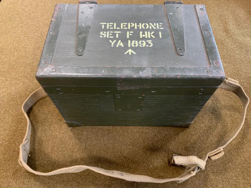 War Department Militaria | AUCTION WWII Type F Field Telephone