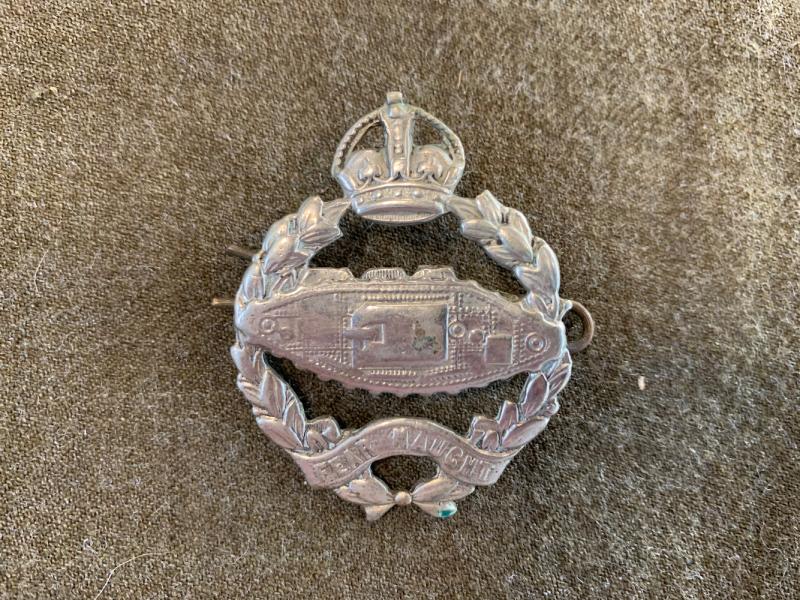 War Department Militaria | WWII Royal Tank Regiment Cap Badge
